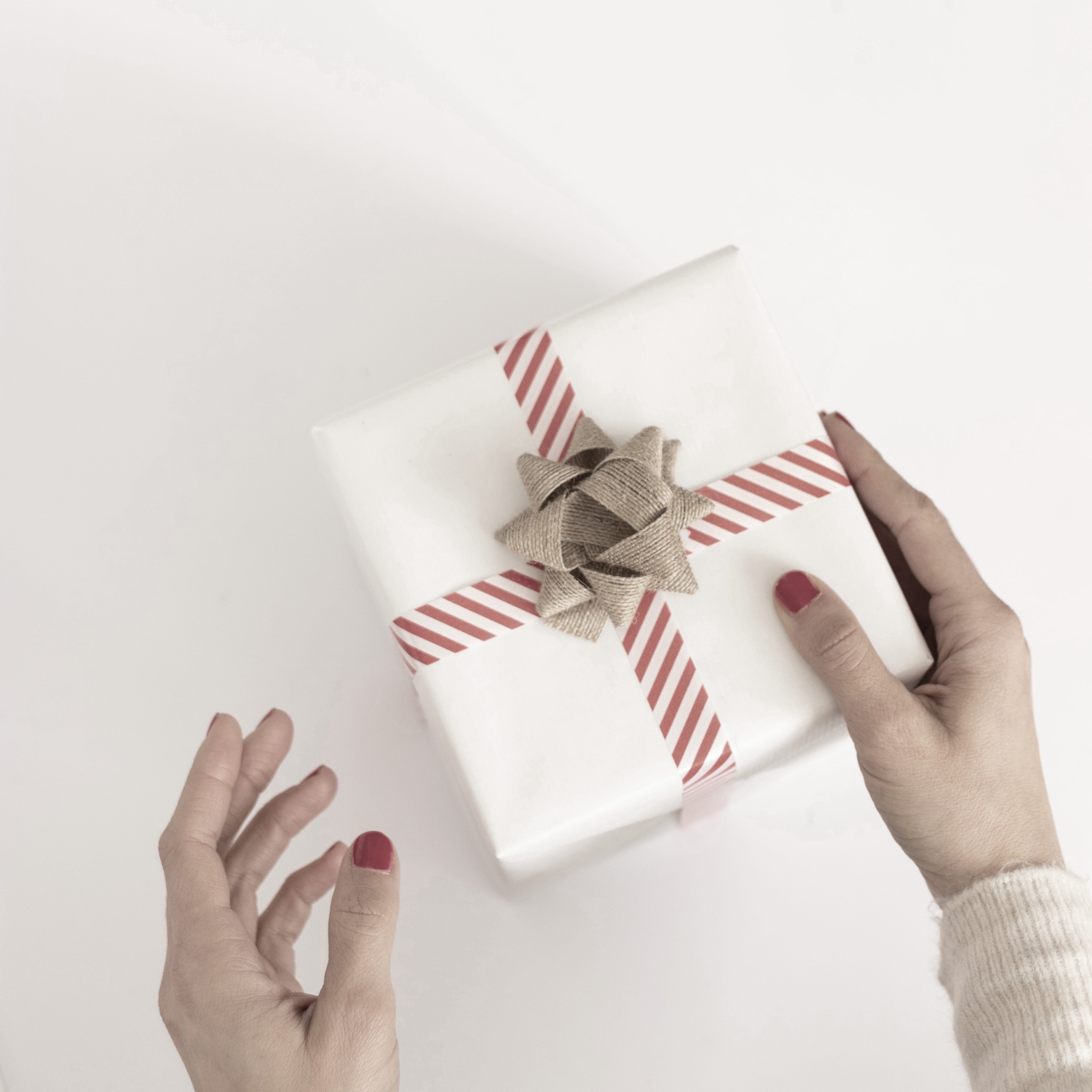 HOW TO CHOOSE PEARL GIFTS – Angela Q